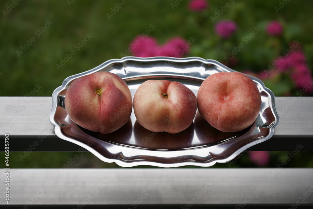 The flat peach (Prunus persica var. platycarpa), also known as the ...
