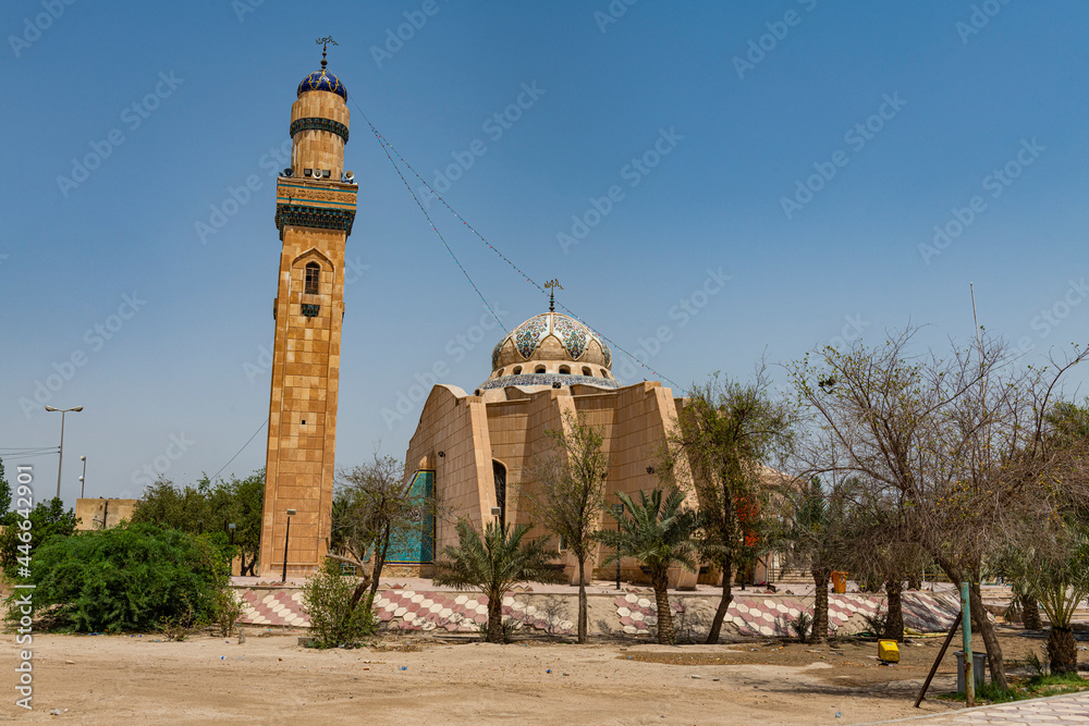 Imam Ali Mosque, one of the oldest mosques in the world, Basra, Iraq ...