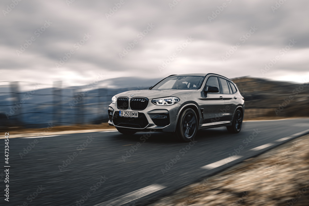BMW X3M Competition front end, grill, headlights and wheel details ...