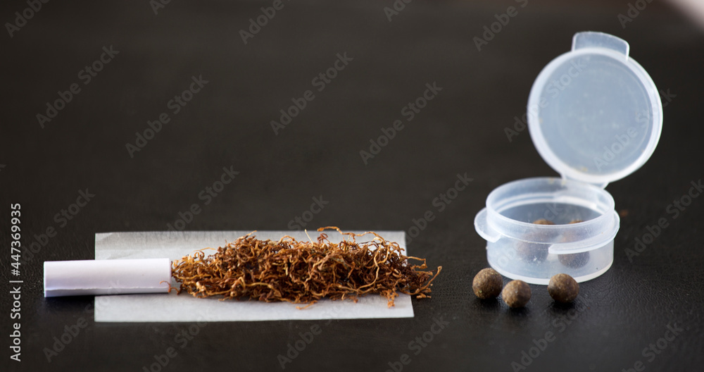 Preparations for cigars with hashish, cardboard filter, paper, tobacco ...