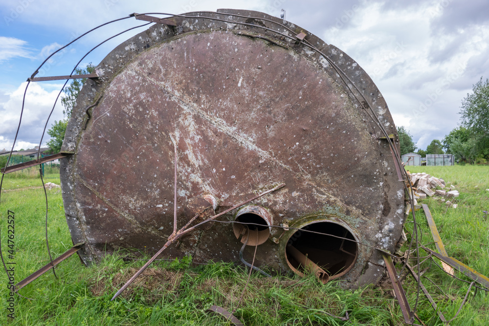 Foto de fragment from the storage surface of an old and dismantled ...