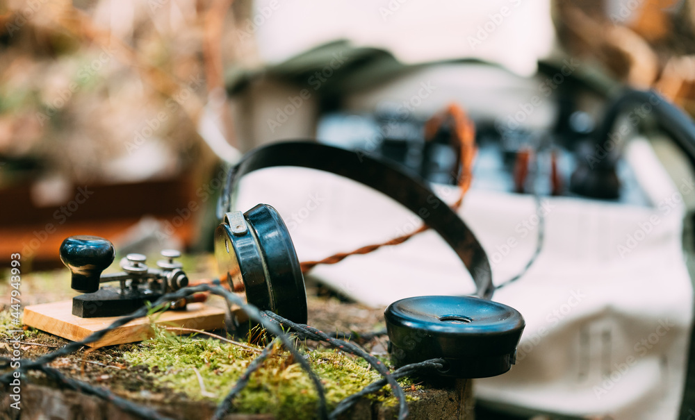 Russian Soviet Portable Radio Transceiver Used By USSR Red Army Signal ...