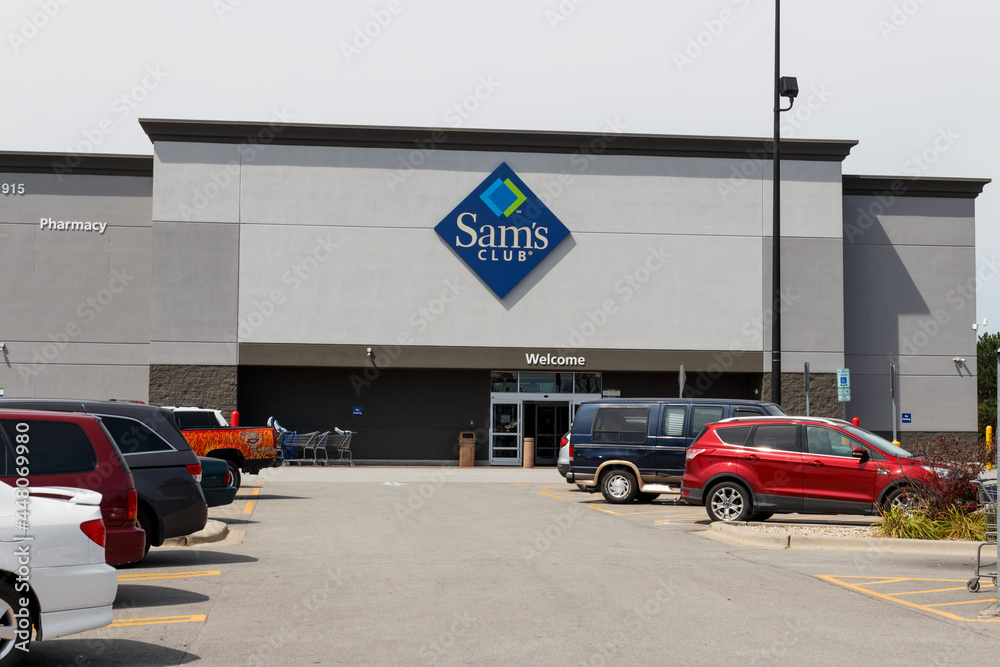 Foto de Sam's Club Warehouse. Sam's Club is a chain of membership only ...