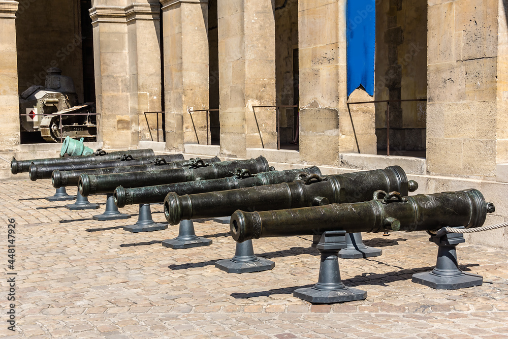 Historic Napoleonic artillery gun near Les Invalides in Paris. Les ...