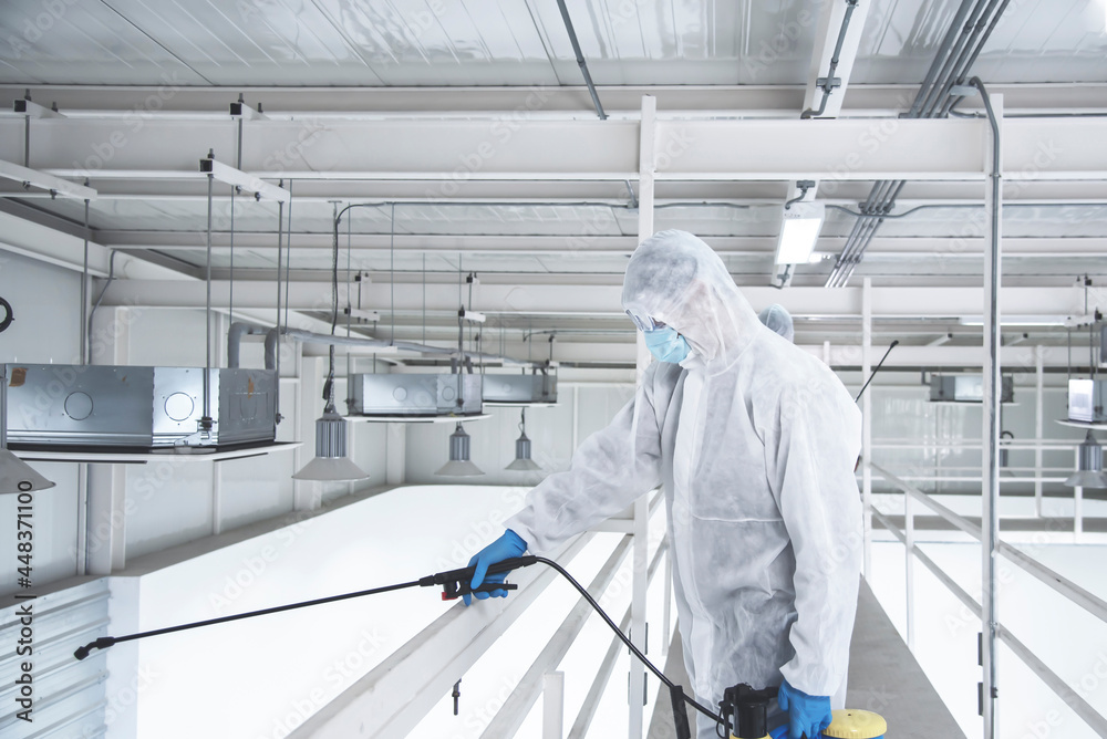 Domestic disease control experts are cleaning, disinfecting, outbreaks ...