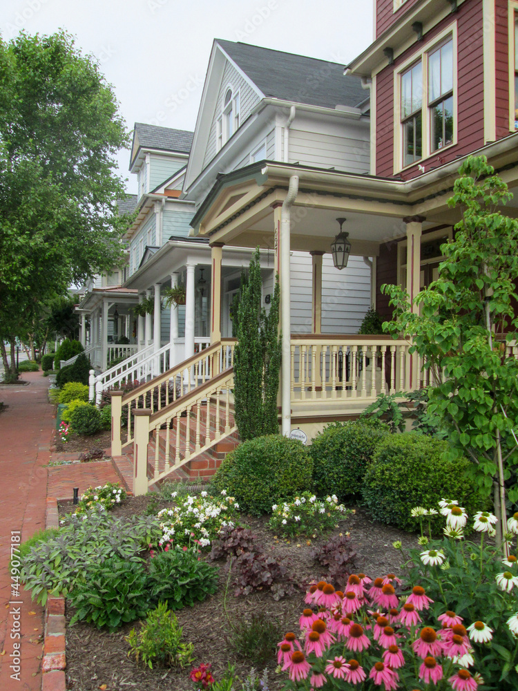 Historic Victorian Neighborhood in Norfolk Virginia with Historical ...