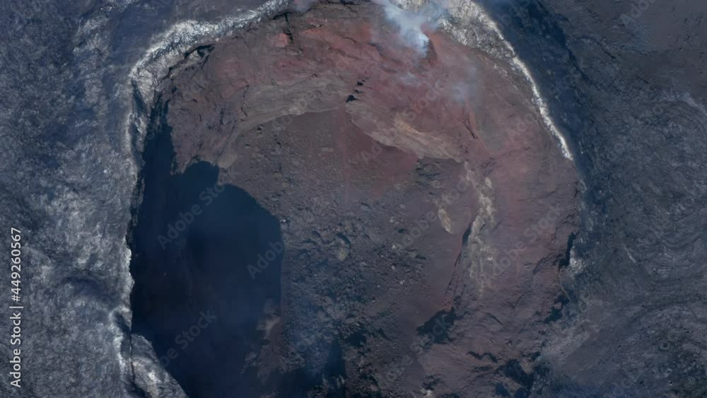 Vidéo Stock Breathtaking aerial birds eye overhead top down view of ...