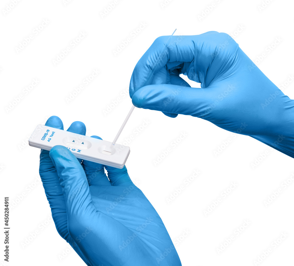Fotka „Scientist making a antigen rapid test kit for viral disease ...