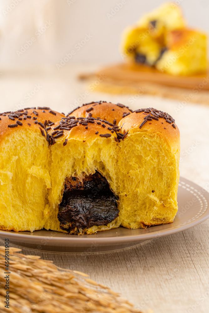 Roti sobek or Roti Gembong or Soft bread, This bread has a sweet taste ...