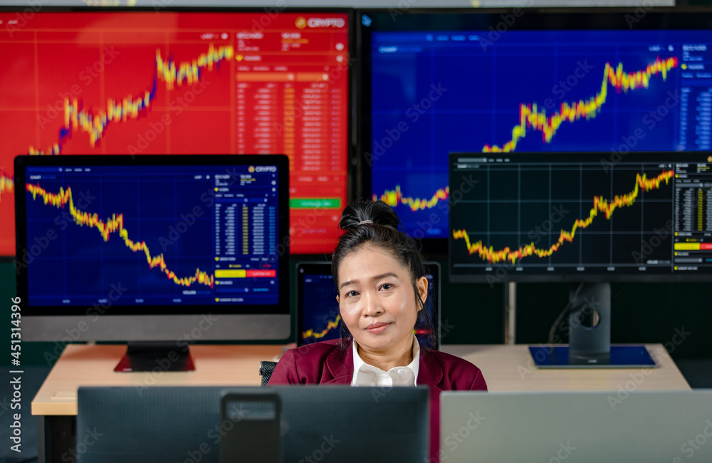 Female successful professional trader investor sit smile look at camera ...