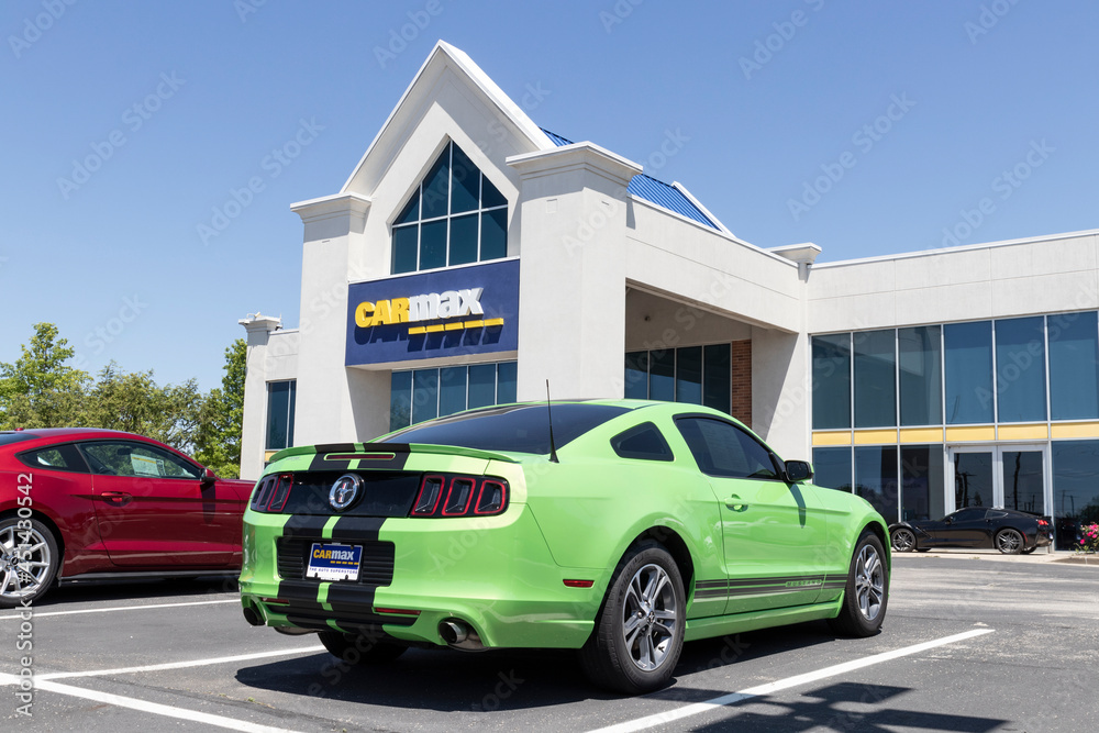 CarMax Auto Dealership Ford Mustang display. CarMax is the largest used ...