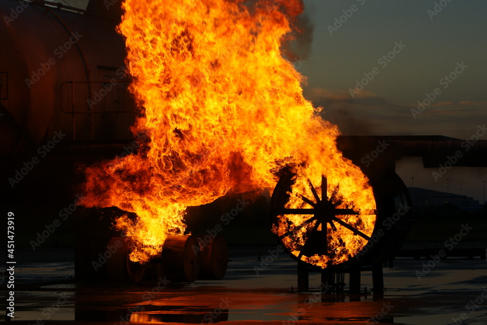 jet aircraft fire, airport fire crew fighting craft engine fire Stock ...