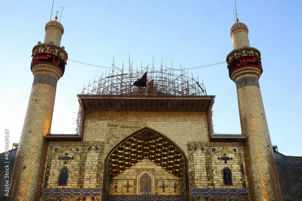 Foto de The shrine of Imam Ali Ibn Abi Talib in Najaf, Iraq do Stock ...