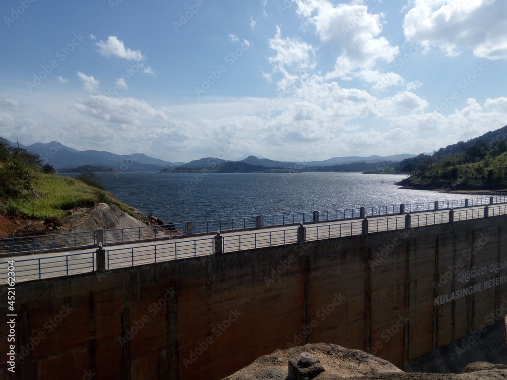 Moragahakanda Reservoir - Sri Lanka Moragahakanda Dam and Reservoir ...
