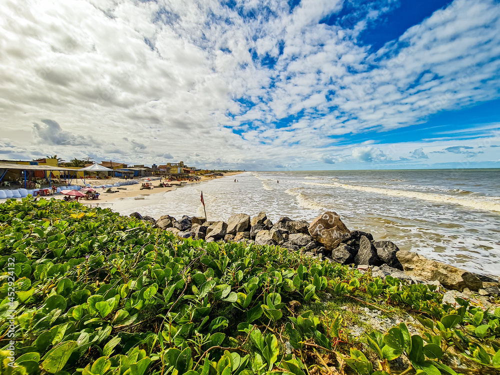 Praia na região central. Cidade de Mucuri, no sul da Bahia na região ...