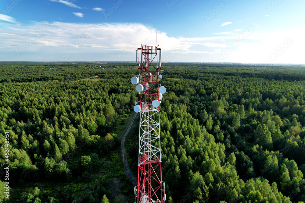 Mobile Tower installation. Cell site and Telecom Base Station. 5G ...
