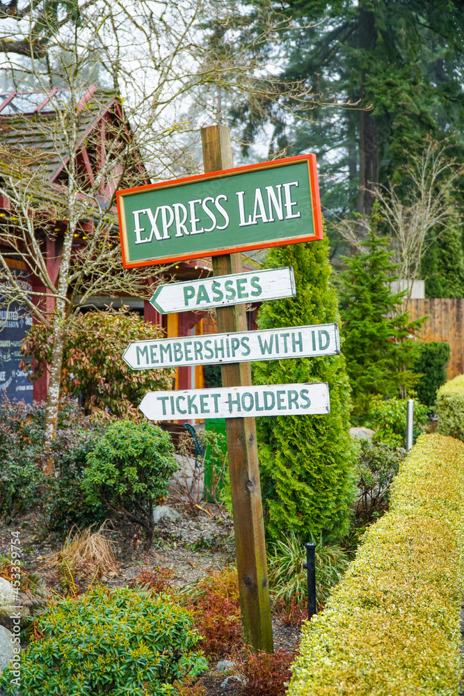 Diretion signs at the Capilano Suspension Bridge Park Stock Photo ...