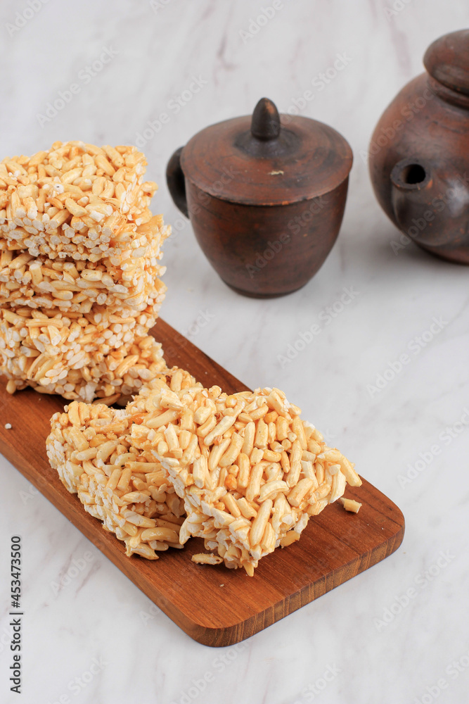 Kue Gipang, Jipang, Bipang or Teng teng Beras is Indonesian Traditional ...