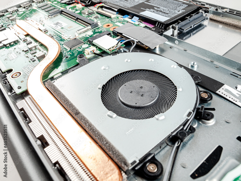 Laptop cooling system consisting of radiators, heat pipes with ...