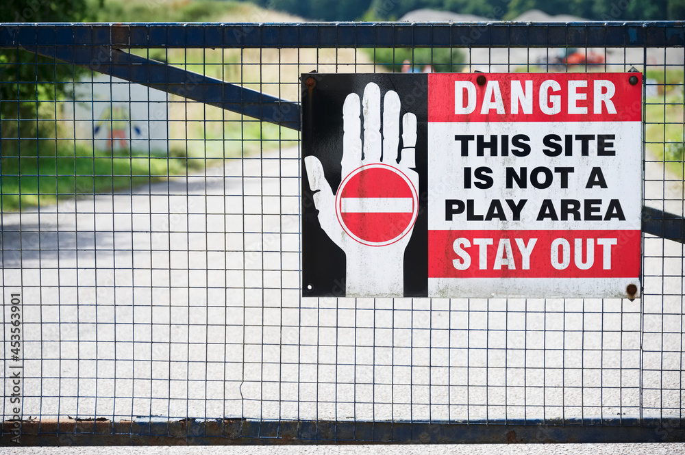 Danger keep out sign at construction building site safety sign Stock ...