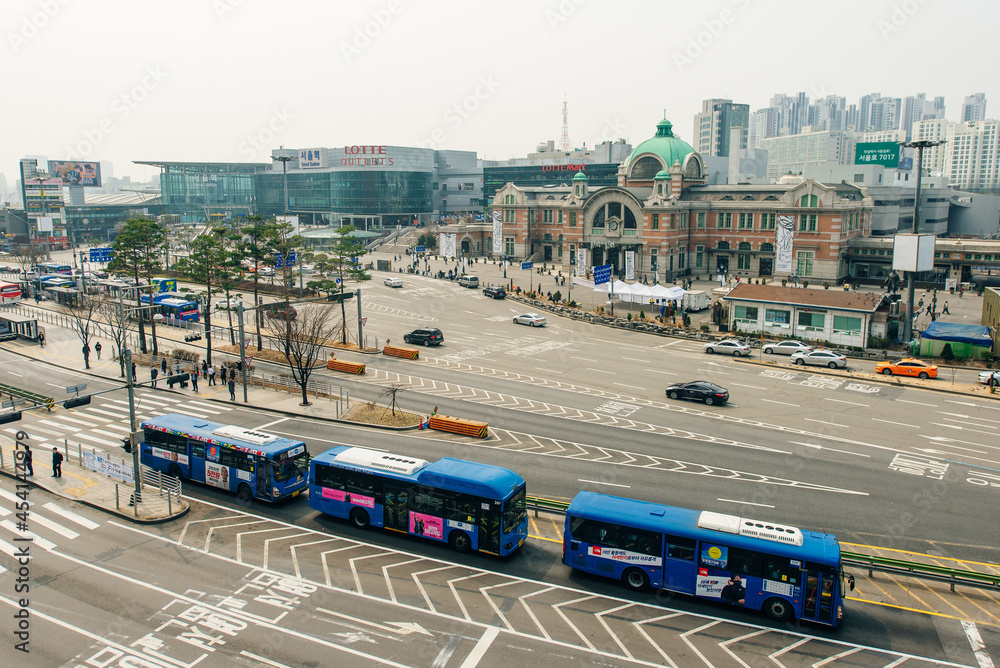 Foto de Seoul Station Terminal Building in South Korea Seoul Station is ...