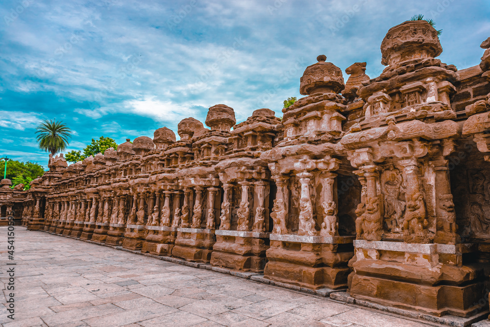 Beautiful Pallava architecture and exclusive sculptures at The ...