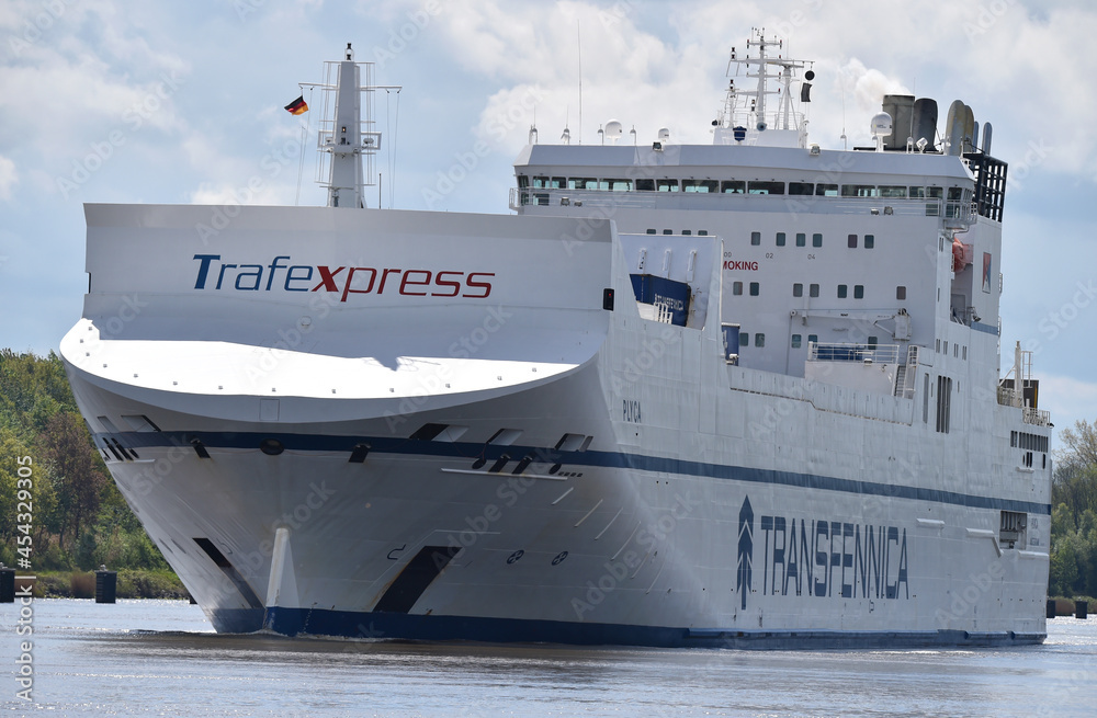 Autotransporter fährt im Nord-Ostsee-Kanal Stock Photo | Adobe Stock