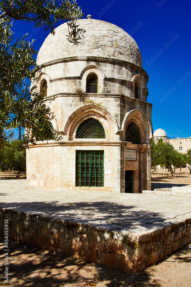 Fotografia do Stock: The Dome of Solomon (Qubat Suleyman). structure ...