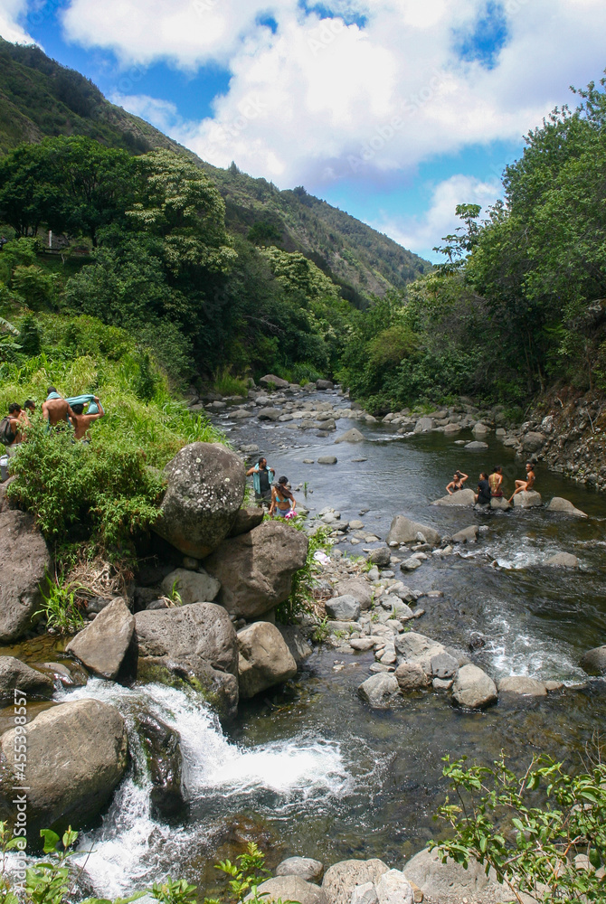 People Playing in the Iao Valley State Monument Stream in Maui Hawaii ...