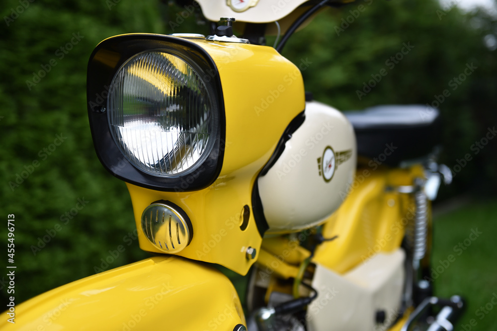 Moped Star SR4-2 aus der DDR Stock-Foto | Adobe Stock