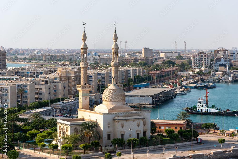 An Egyptian Mosque and maritime port at the city of Tawfiq (Suburb of ...