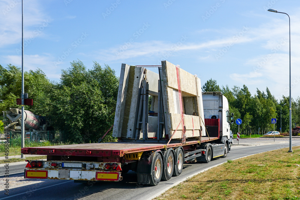 transportation of reinforced concrete precast wall panels for house ...