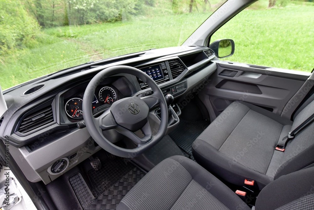 VW Transporter T6.1. Box van with service installation - mobile ...