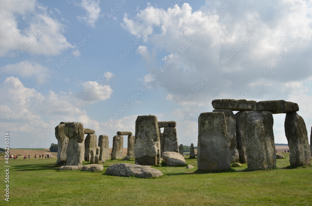 CIRCULO MEGALÍTICO DE ROCAS DE STONEHENGE Stock Photo | Adobe Stock