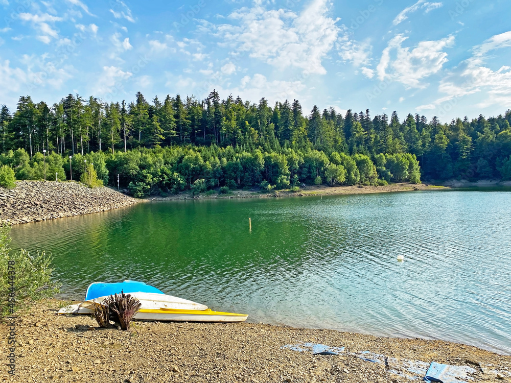 Lepenica lake near Fuzine or Lake Lepenica, Benkovac Fuzinski - Gorski ...