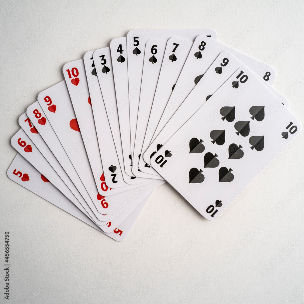 jeu de cartes a jouer 54 cartes Stock Photo | Adobe Stock