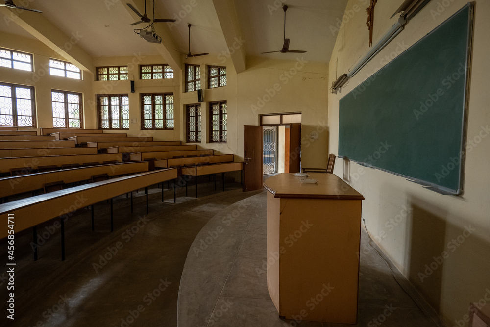 empty classroom in college without students Stock Photo | Adobe Stock