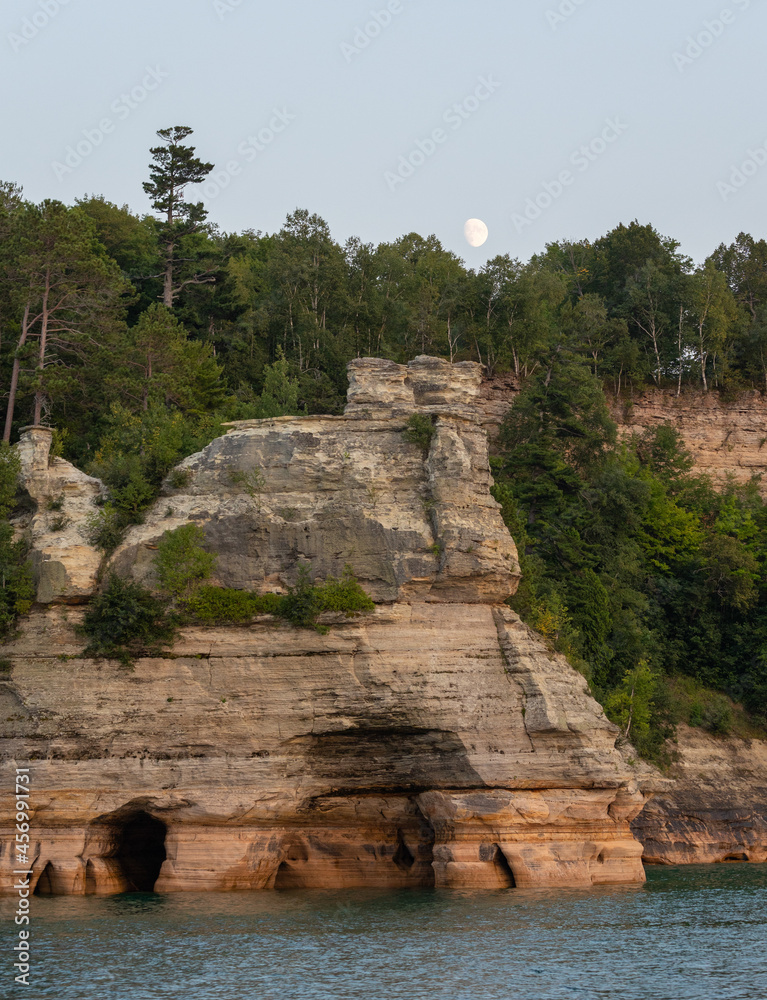 Moon rising over Miners Castle at Pictured Rocks National Lakeshore ...