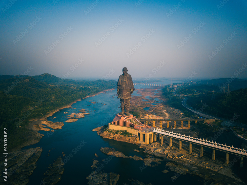 Statue of unity Stock Photo | Adobe Stock