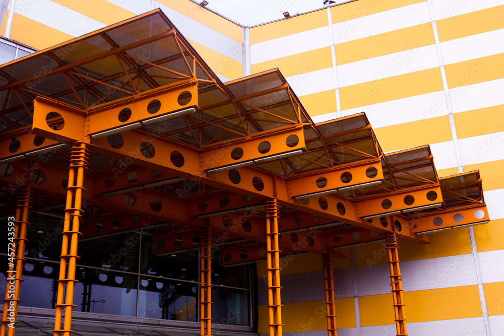 building canopy consisting of metal trusses and a beam structure Stock ...