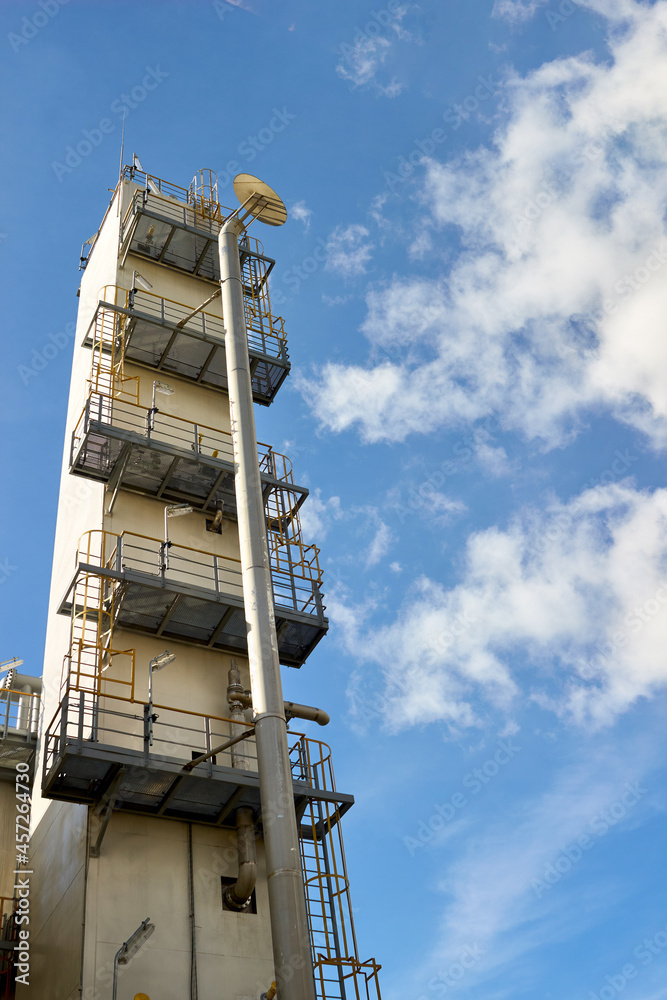 Petrochemical plant Industrial landscape cryogenic distillation column ...