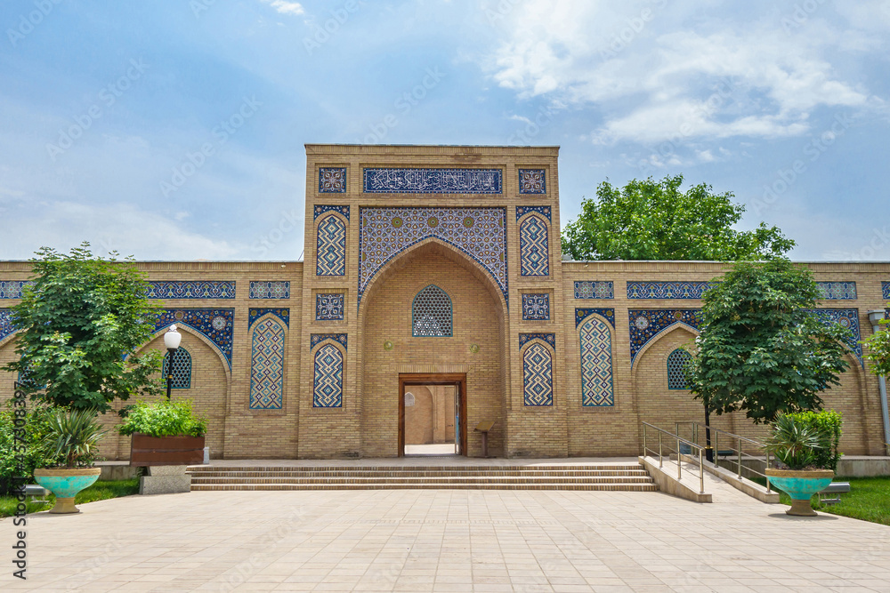Facade of Chubin Madrasah, 16-18 centuries, Shakhrisabz, Uzbekistan ...