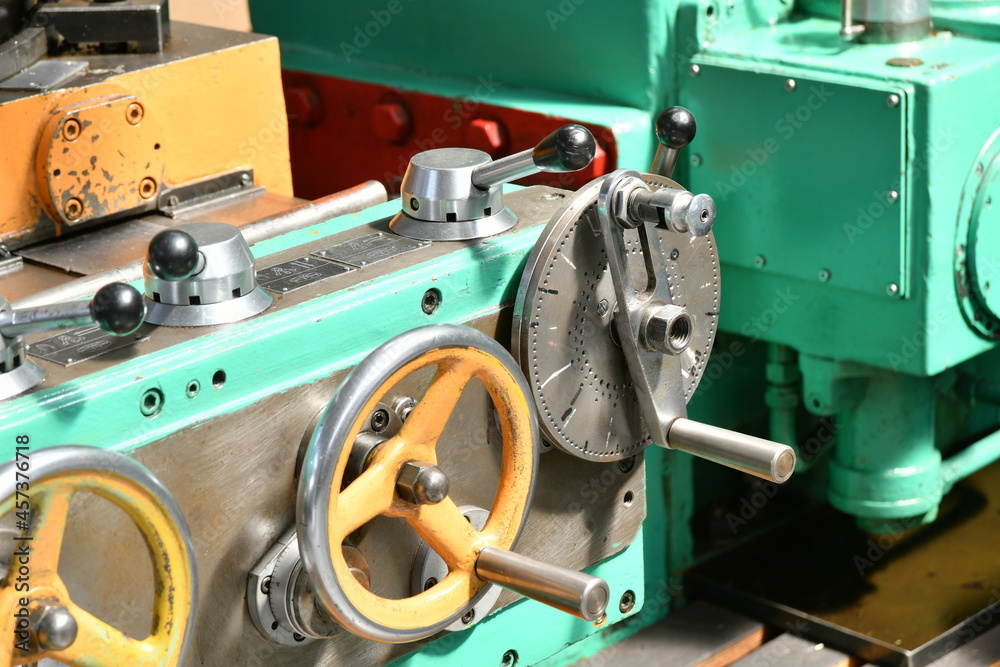 Mechanism for switching control of tasks and modes of a metalworking ...