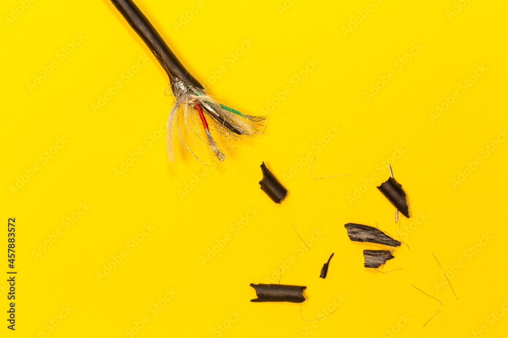 Gnaw or cut out Damaged peripheral wire cable ,trouble connection ...