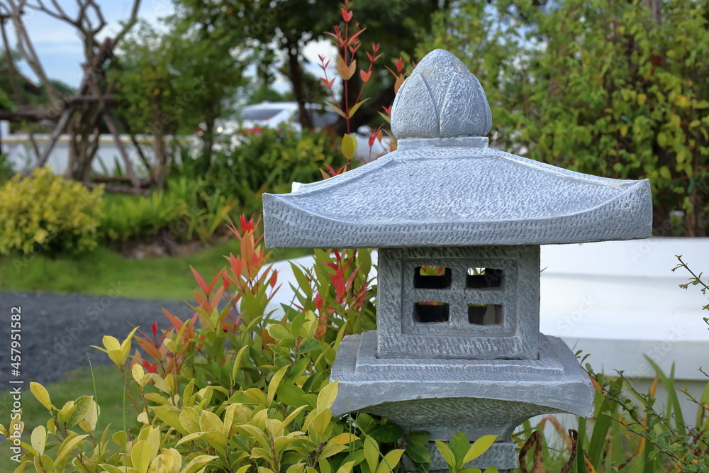 beautiful stone shrine lanterns in a Japanese garden Stock Photo ...