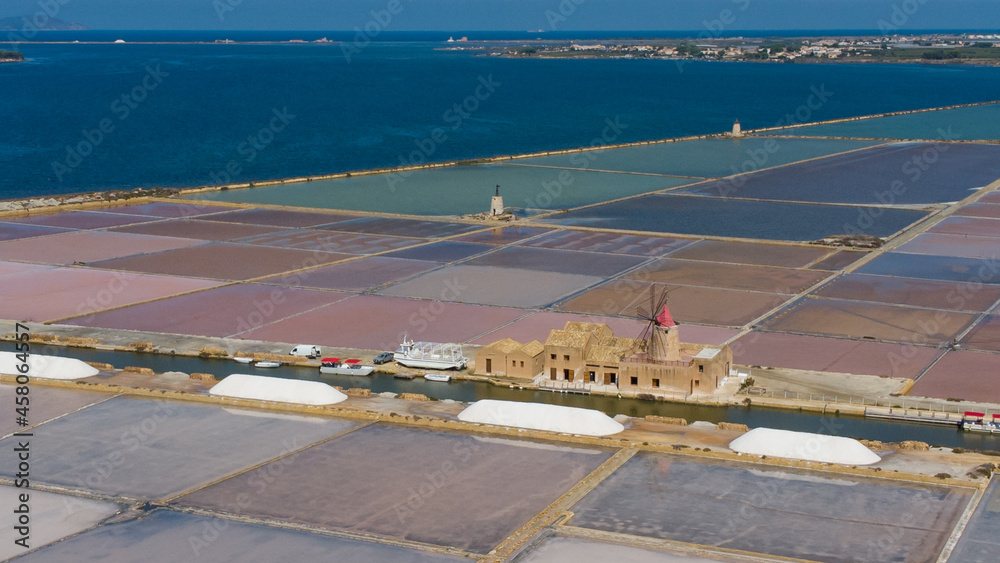 fotografia aerea delle saline di marsala Stock Photo | Adobe Stock