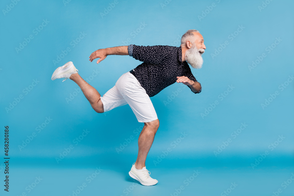 Full length body size sie profile photo man running fast hurrying ...