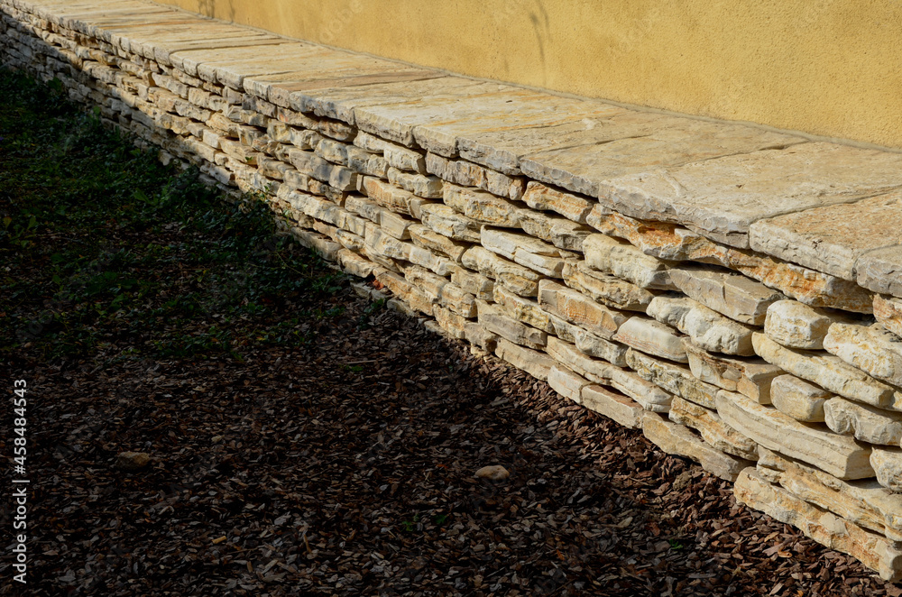 stone marl walls with stone cladding by the pool, ponds, fire tanks ...