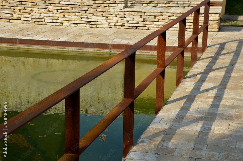stone marl walls with stone cladding by the pool, ponds, fire tanks ...