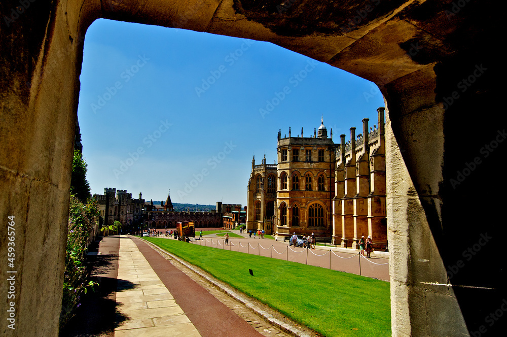 Walkway down to King Henry VIII Gate with St. George's Chapel on right ...